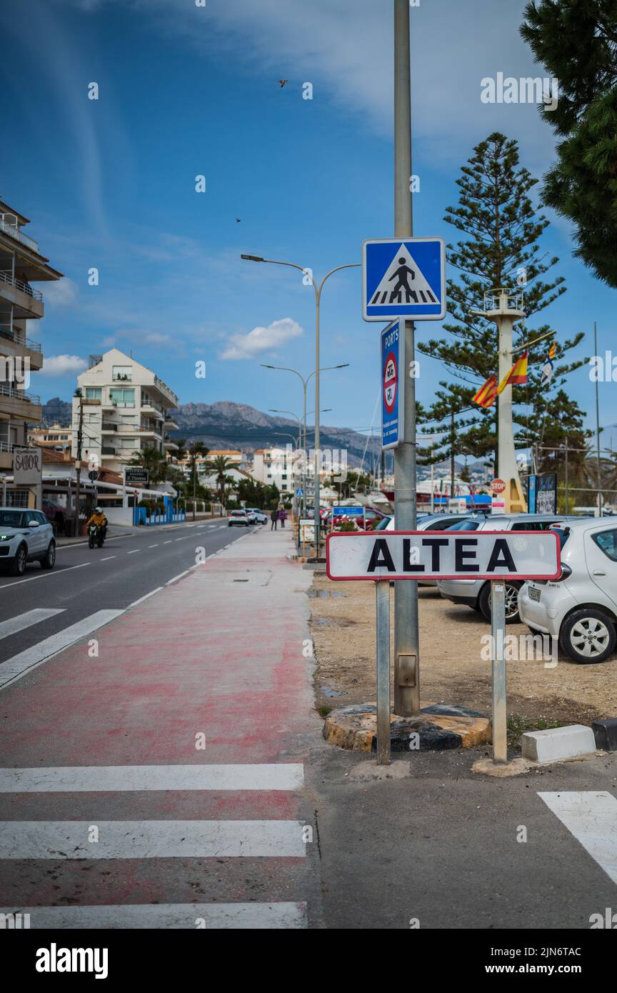 Alicante road sign hi-res stock photography and images - Alamy