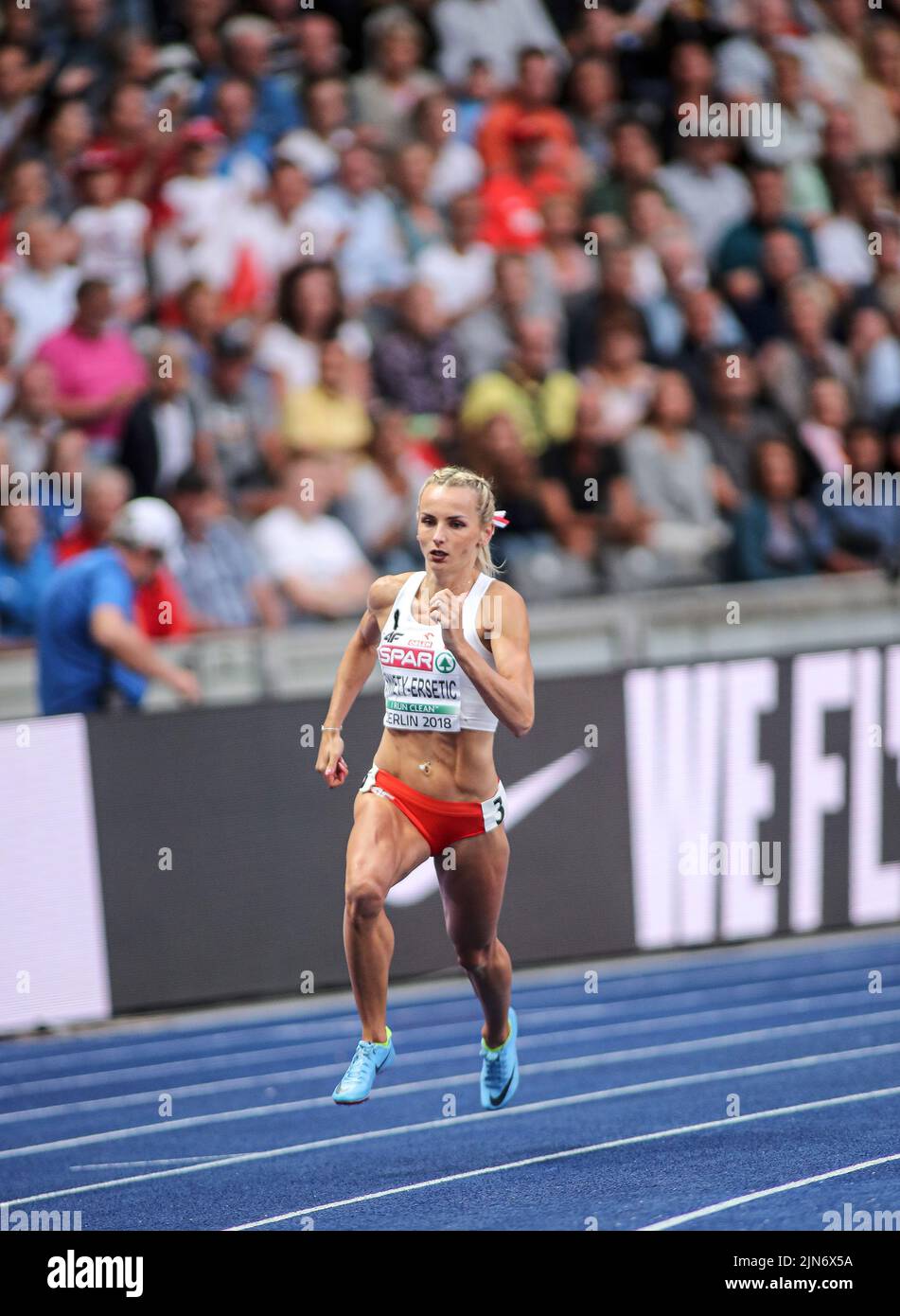 Justyna Święty-Ersetic participating in the 400 meters at the European ...