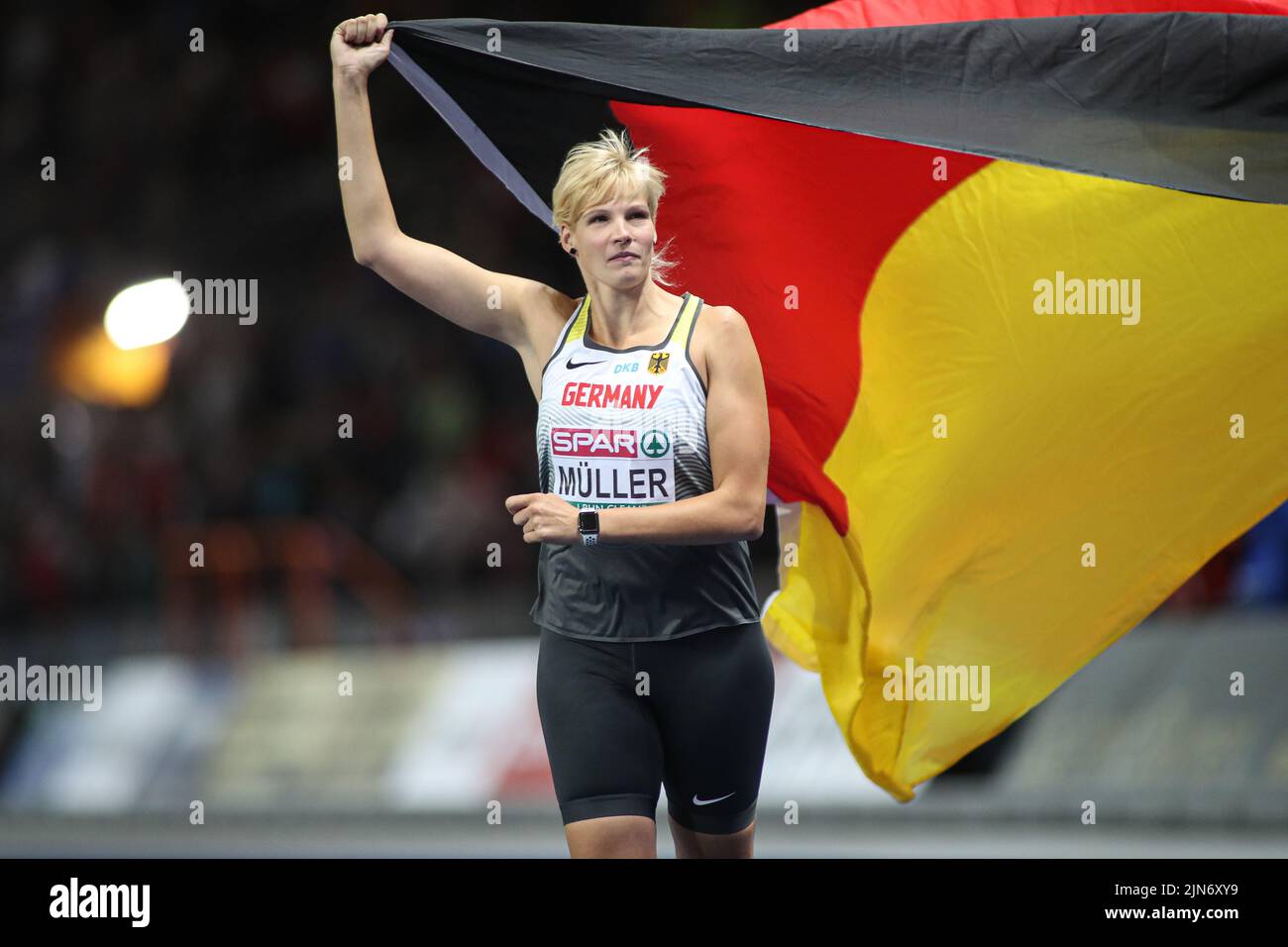 Nadine Müller with the flag of his country at the European Athletics ...