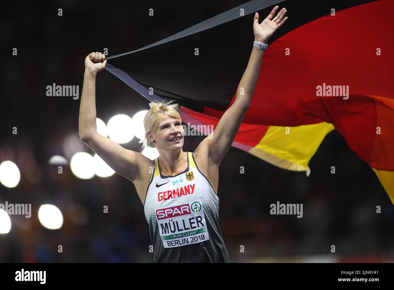 Nadine Müller with the flag of his country at the European Athletics ...