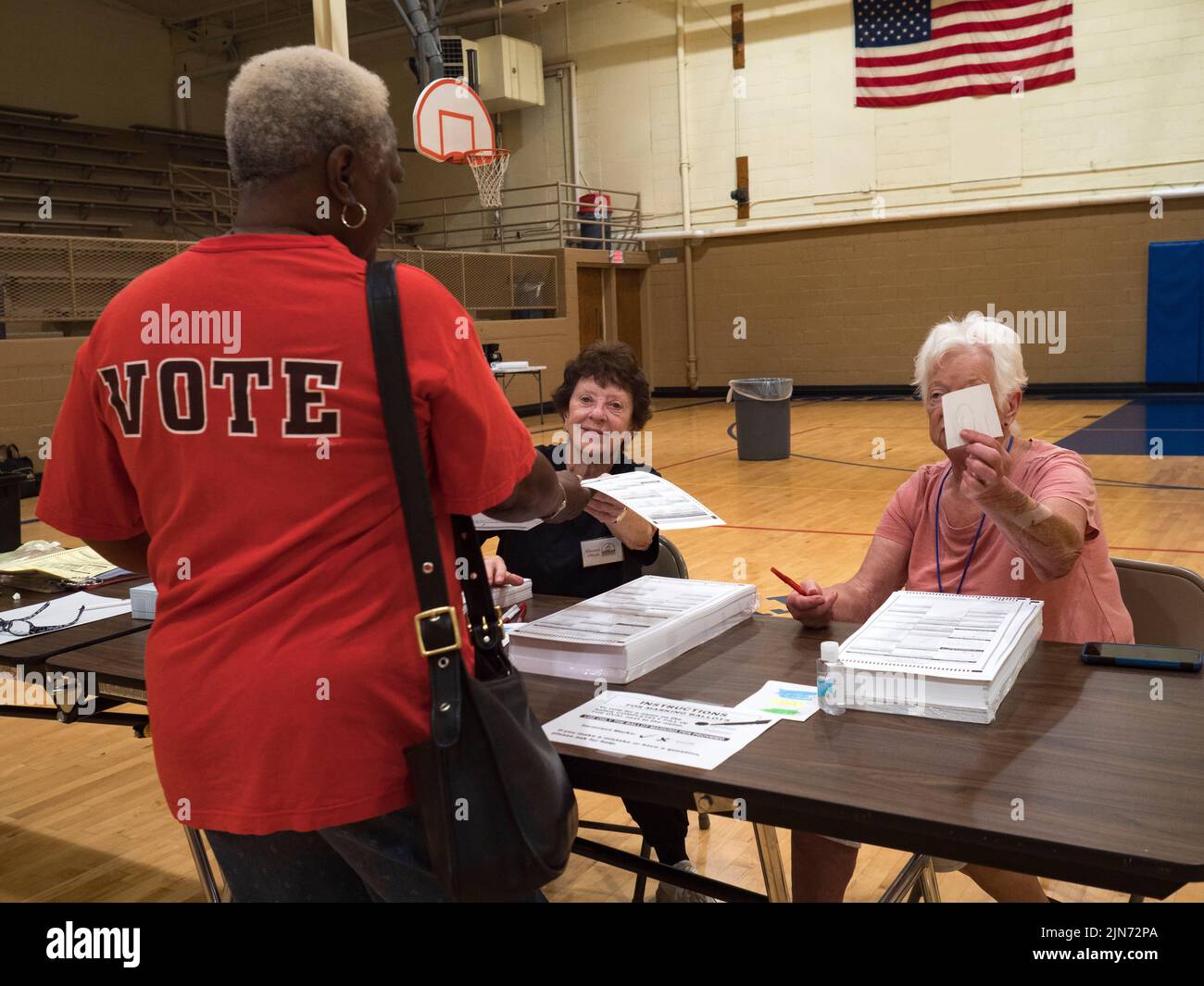 Votingzdaily hi-res stock photography and images - Alamy