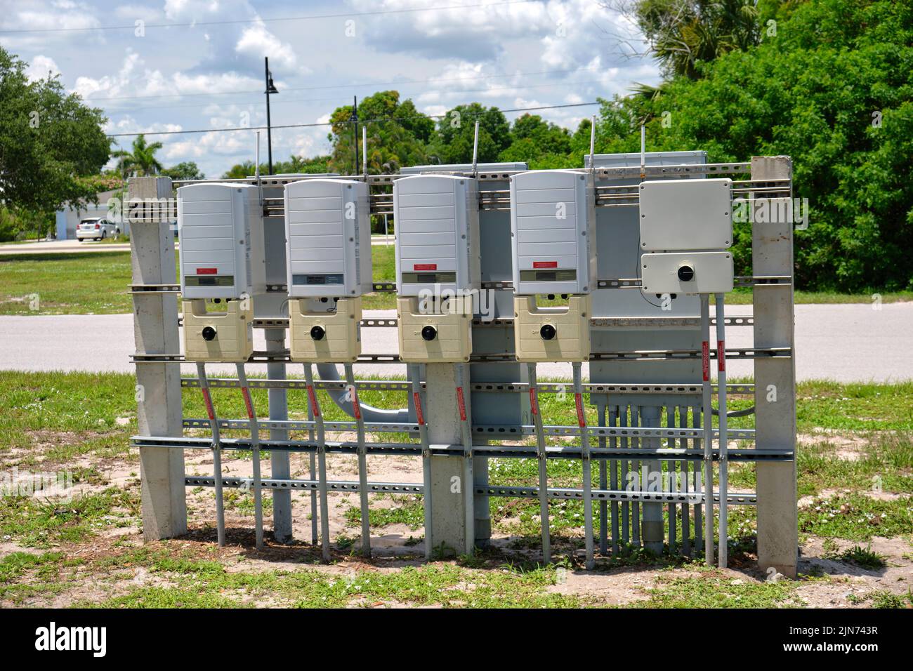 Inverters to transform direct current prodused by solar photovoltaic ...