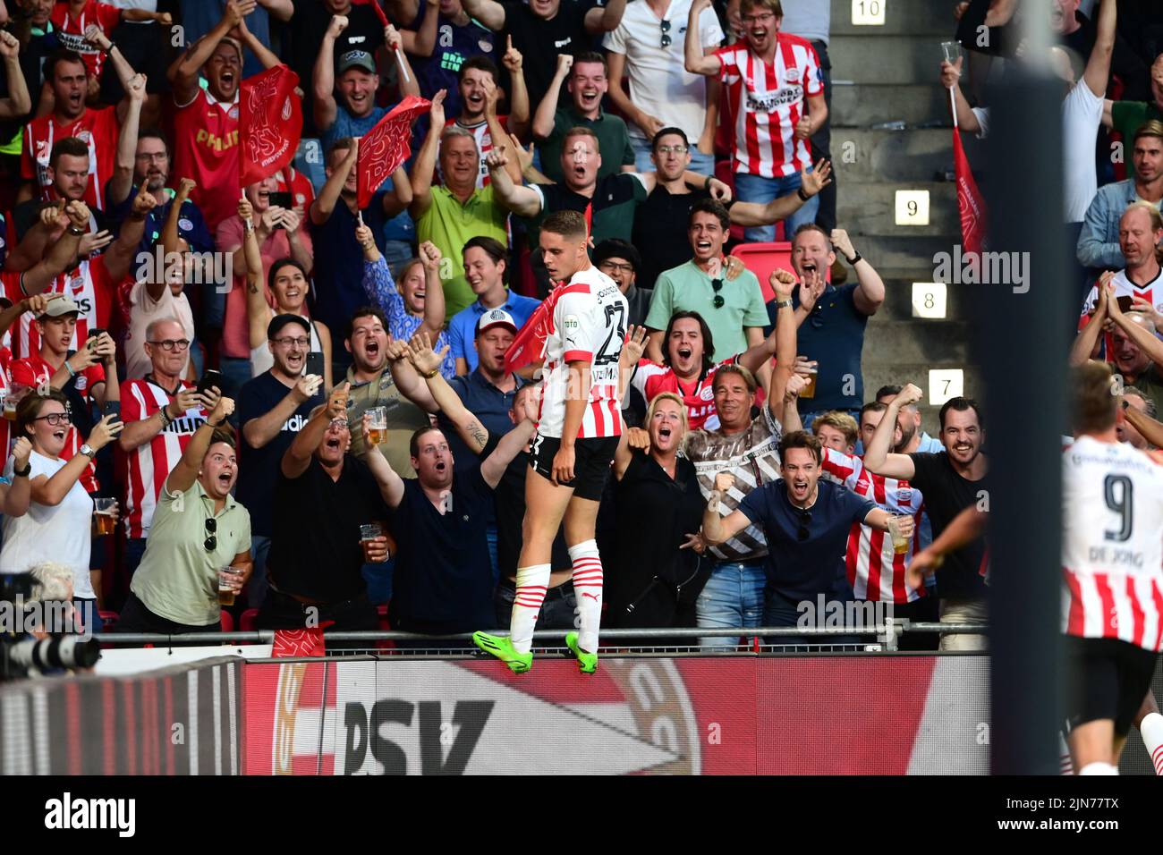 EINDHOVEN - Joey Veerman of PSV Eindhoven during the UEFA Champions ...
