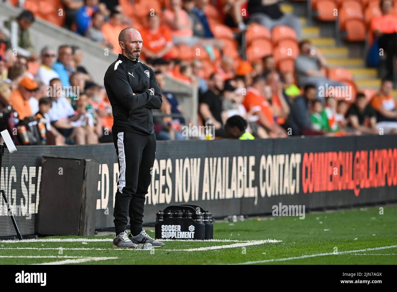 Michael Appleton manager of Blackpool during the game Stock Photo - Alamy