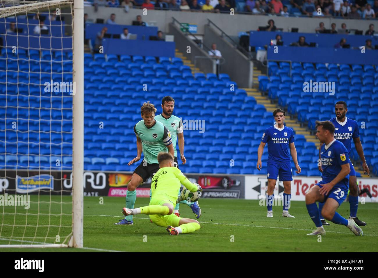 Josh Griffiths #1 of Portsmouth, makes the save Stock Photo - Alamy