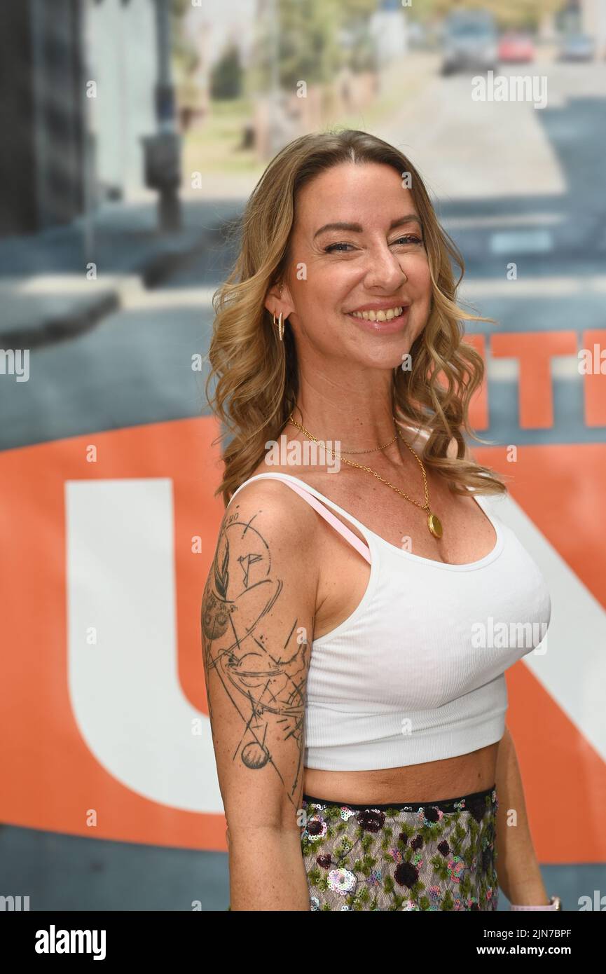 Cologne, Germany. 08th Aug, 2022. Actress Isabell Hertel poses at the ...