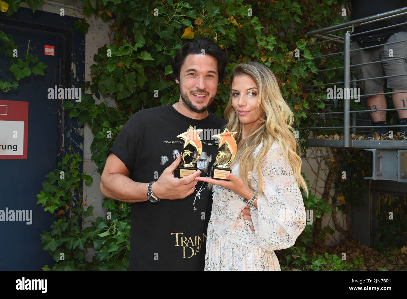 Cologne, Germany. 08th Aug, 2022. Actors Alexander Milo and Isabel ...