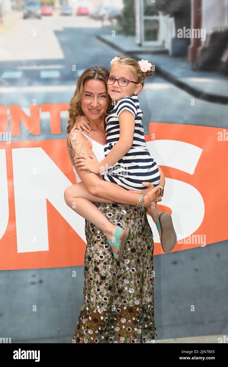 Cologne, Germany. 08th Aug, 2022. Actress Isabell Hertel and film ...