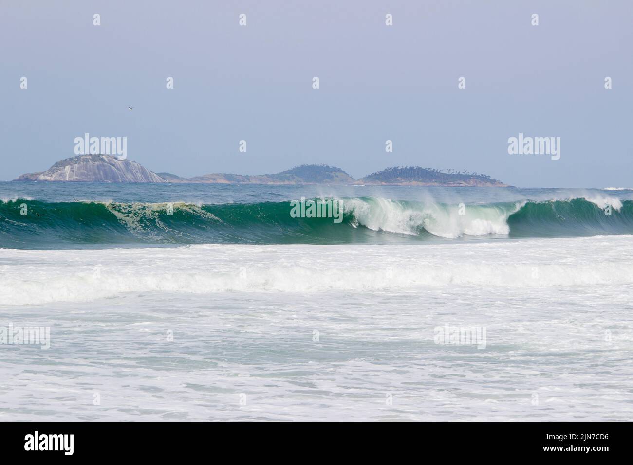 Wave at Rudder Beach in Copacabana in Rio de Janeiro Stock Photo - Alamy