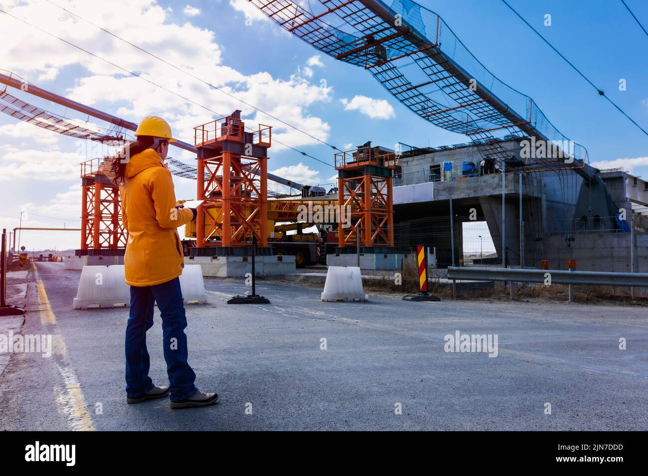 Women engineer supervising the construction site Stock Photo - Alamy