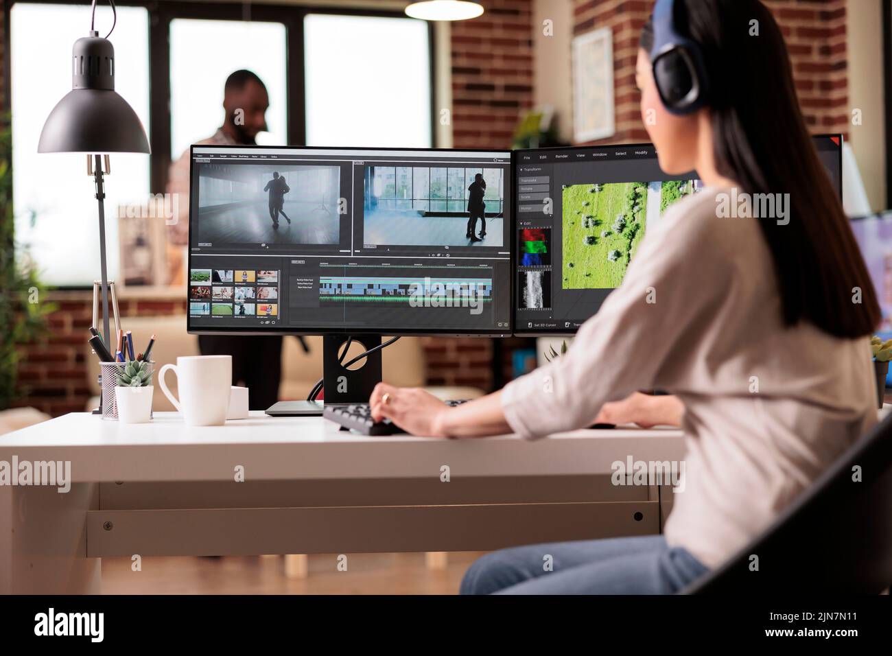 Digital audio editor hi-res stock photography and images - Alamy