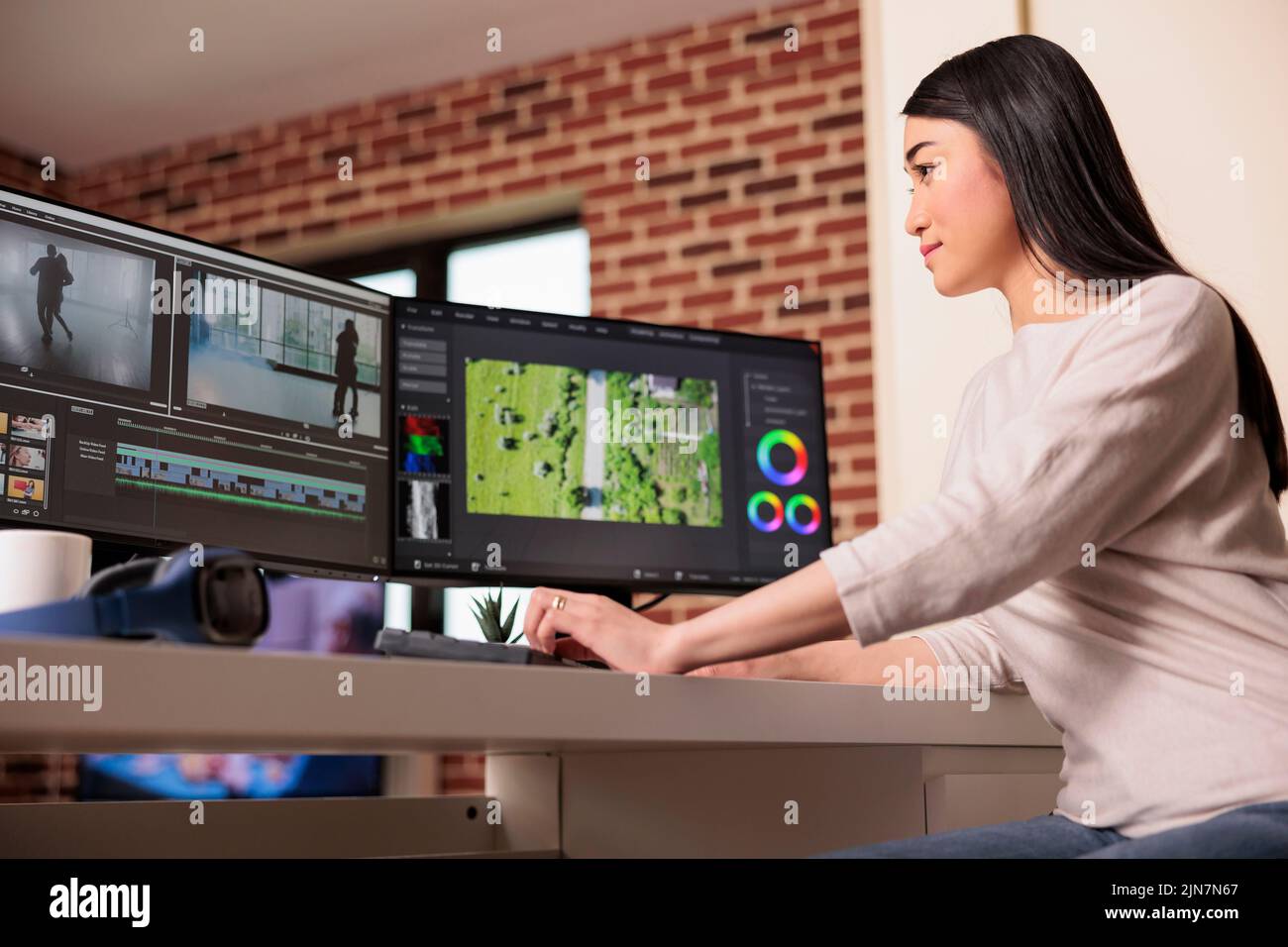 Edit video production hi-res stock photography and images - Alamy