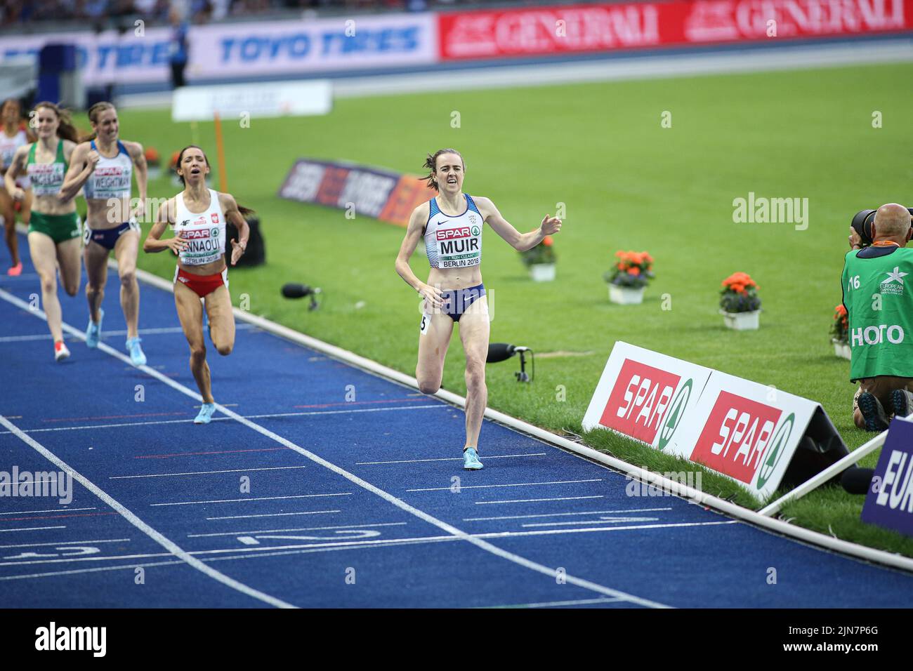 Laura Muir winning the 1500 meters at the European Athletics ...