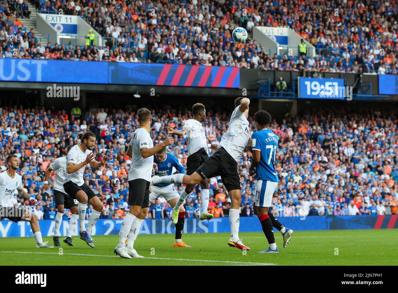 Uefa champions league ball 2022 hi-res stock photography and images - Alamy