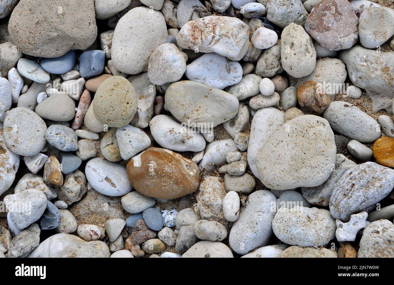 Background sand pebbles stones hi-res stock photography and images - Alamy
