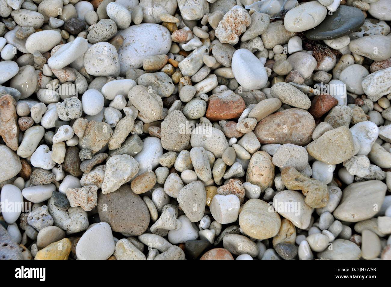Background sand pebbles stones hi-res stock photography and images - Alamy