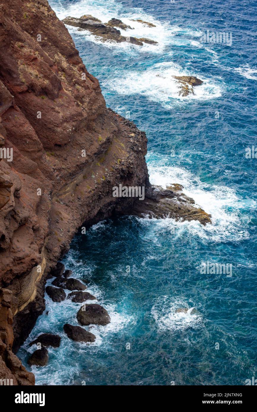 Vertical view beautiful blue hi-res stock photography and images - Alamy