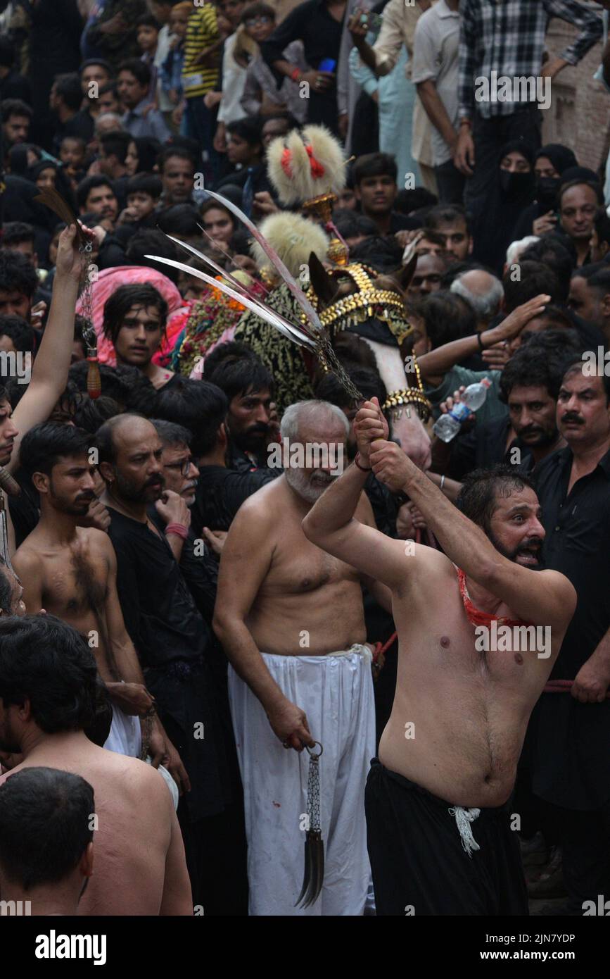 Lahore, Punjab, Pakistan. 9th Aug, 2022. Pakistani Shiite Muslim ...