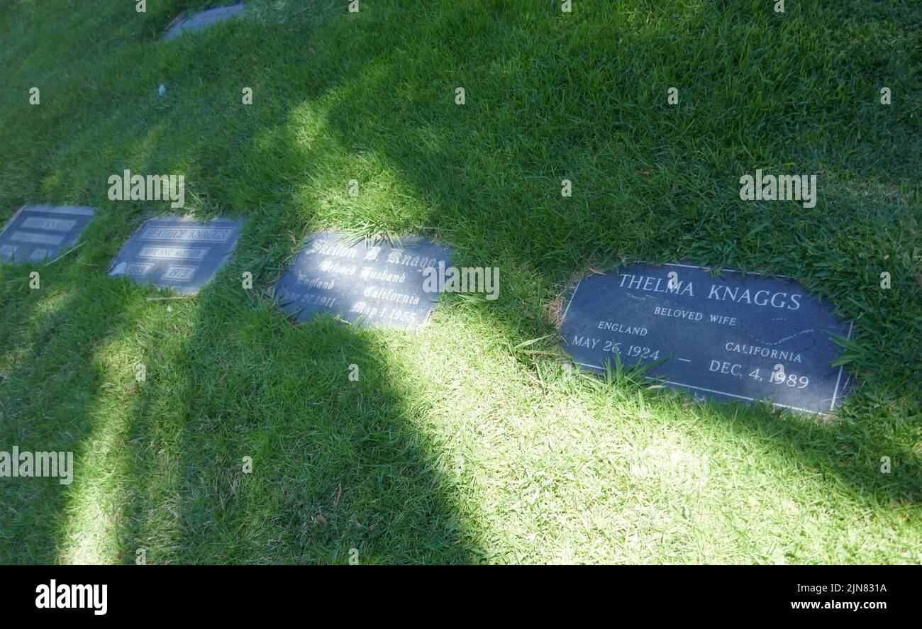 Los Angeles, California, USA 5th August 2022 Actor Skelton Knaggs Grave ...