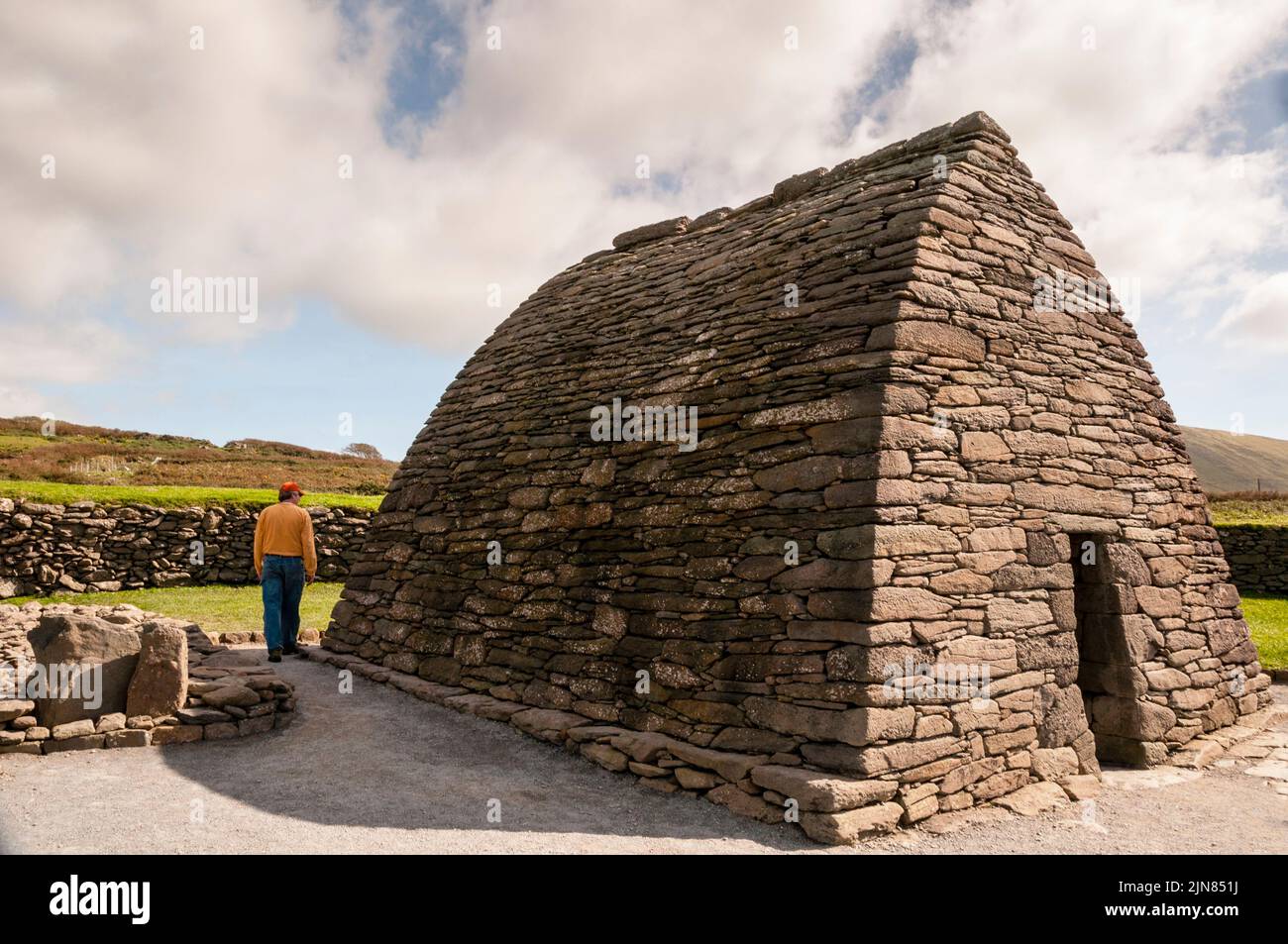 Gallarus Oratory chapel on Dingle Peninsula in southwest Ireland Stock ...