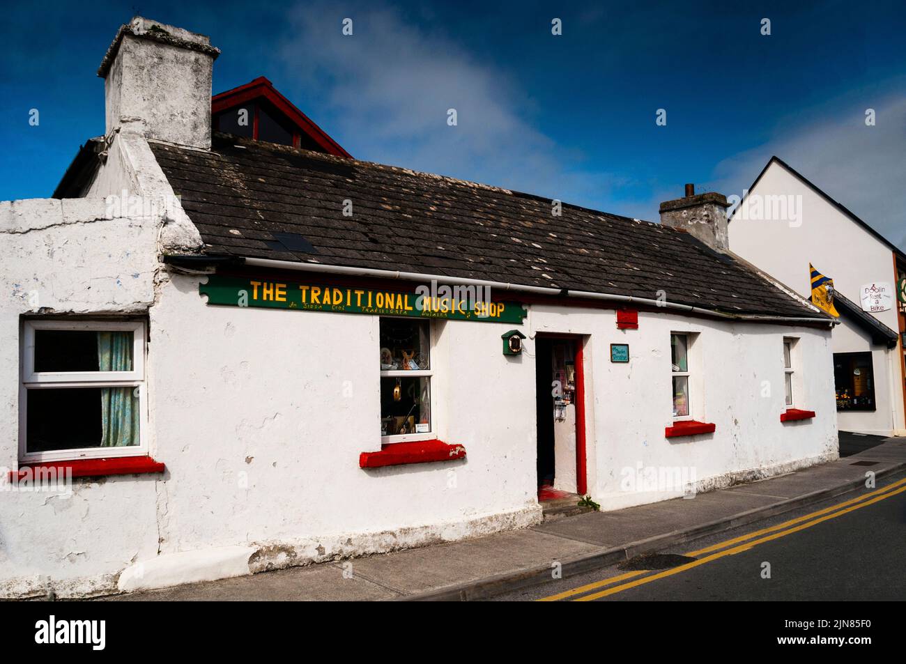 Music shop in Doolin, the heart of traditional Irish music Stock Photo ...