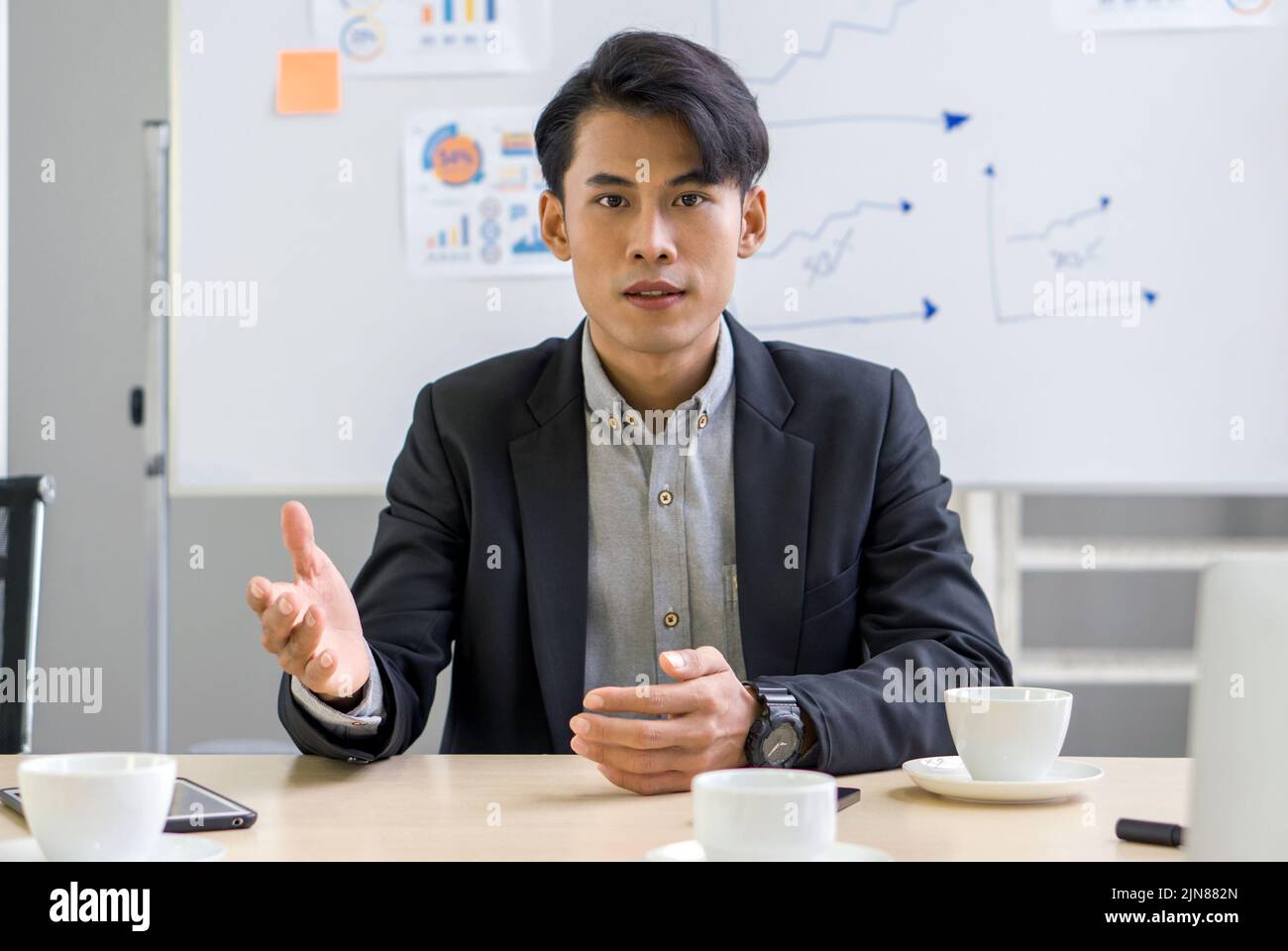 Camera recording in lecture hi-res stock photography and images - Alamy