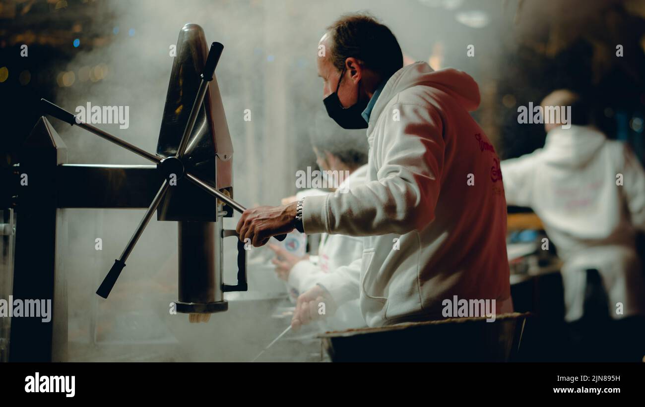 Making churros hi-res stock photography and images - Alamy