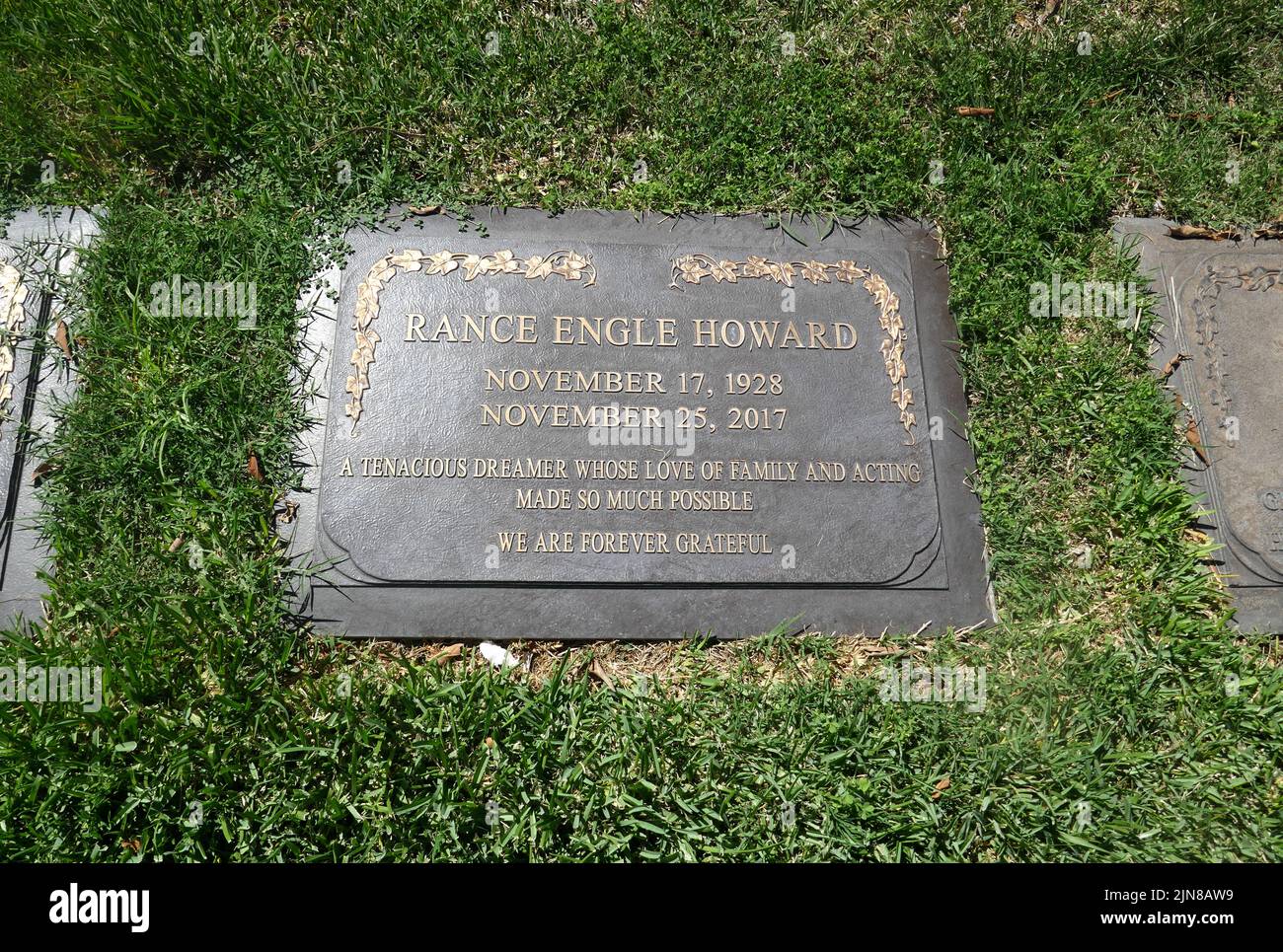 Los Angeles, California, USA 5th August 2022 Actor Rance Howard's Grave ...