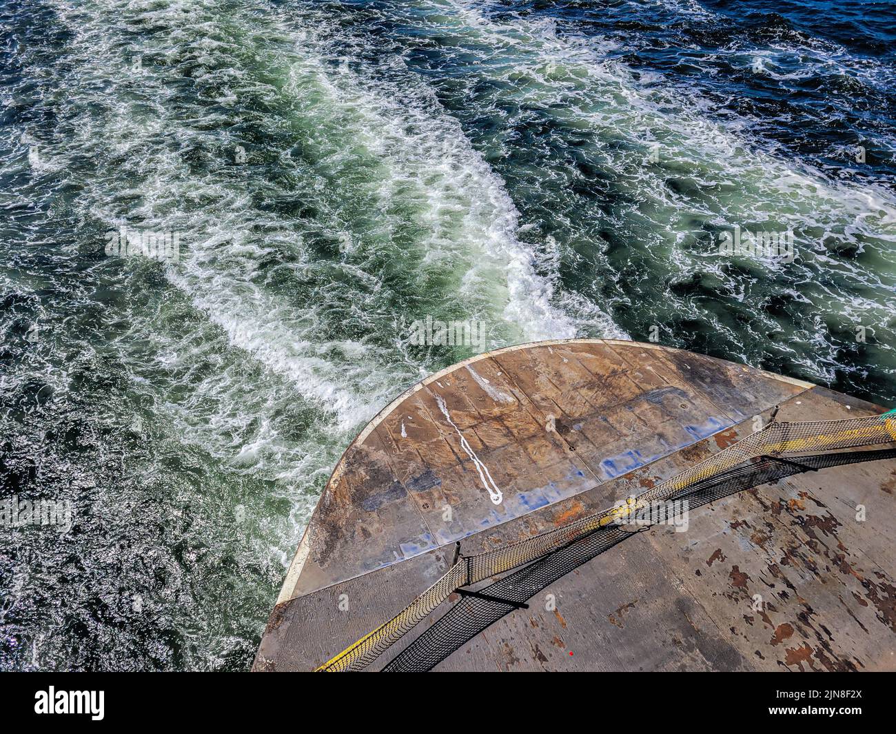 Top view foamy wake hi-res stock photography and images - Alamy