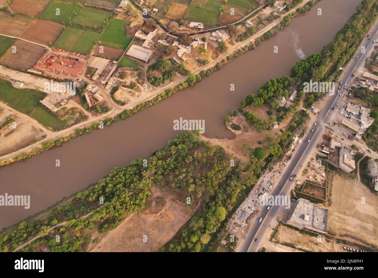 Getting in a car street residential hi-res stock photography and images ...