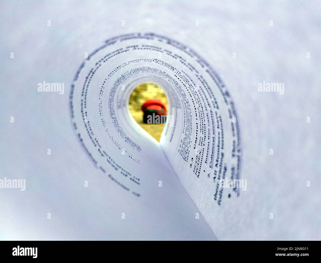 Paper folding hi-res stock photography and images - Alamy