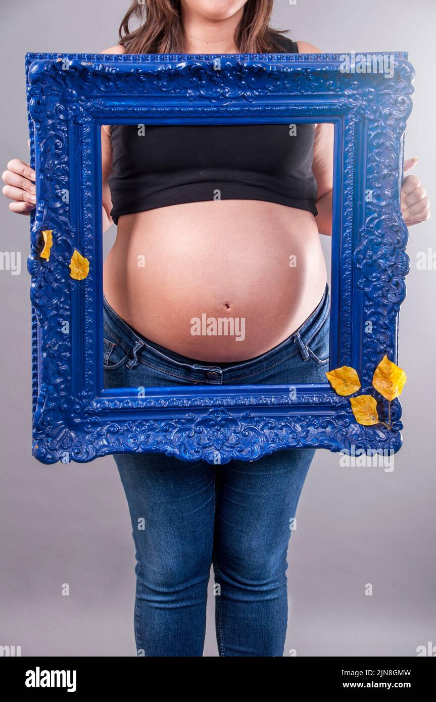 Pregnant belly art hi-res stock photography and images - Alamy