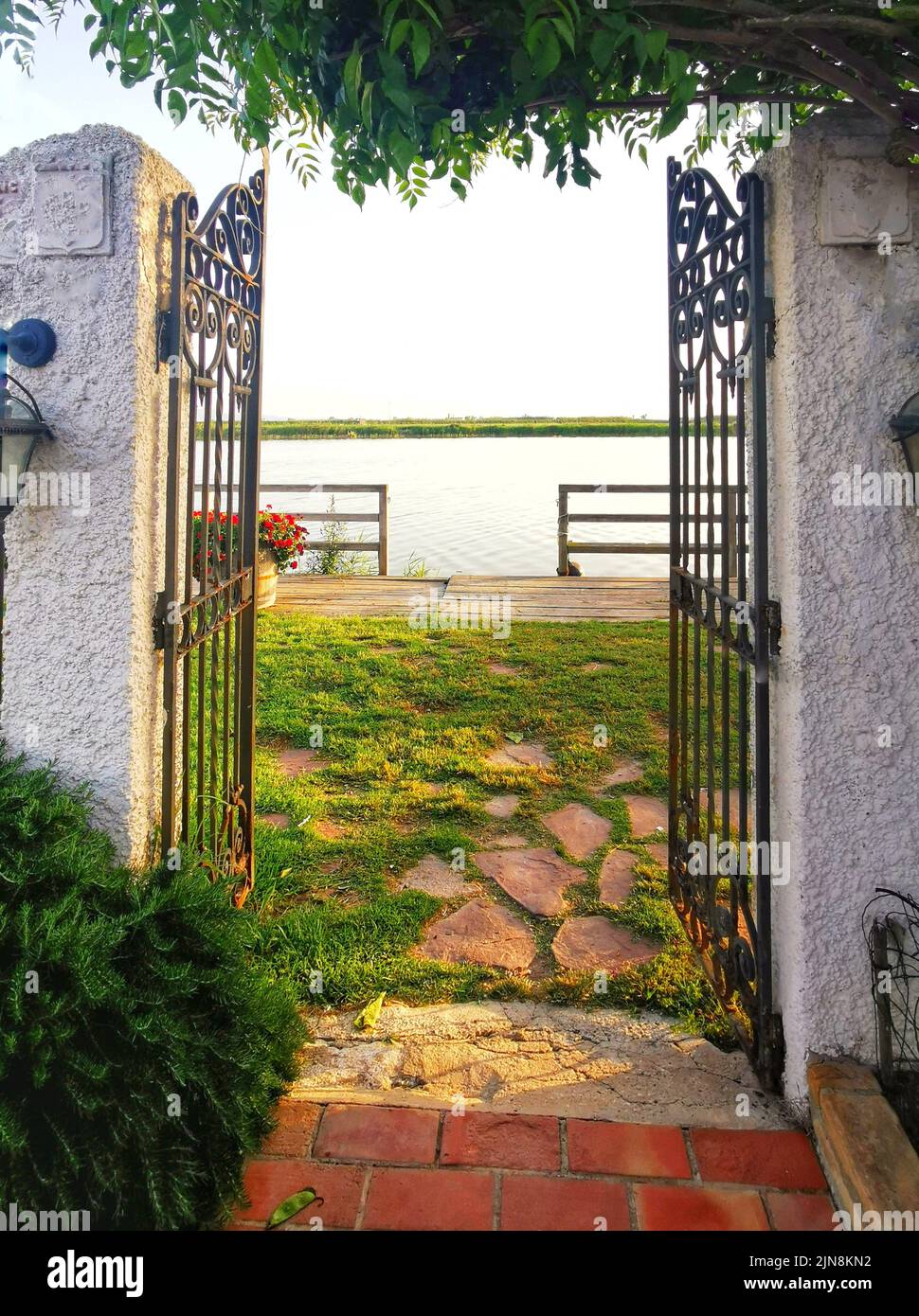 Jetty gate hi-res stock photography and images - Alamy