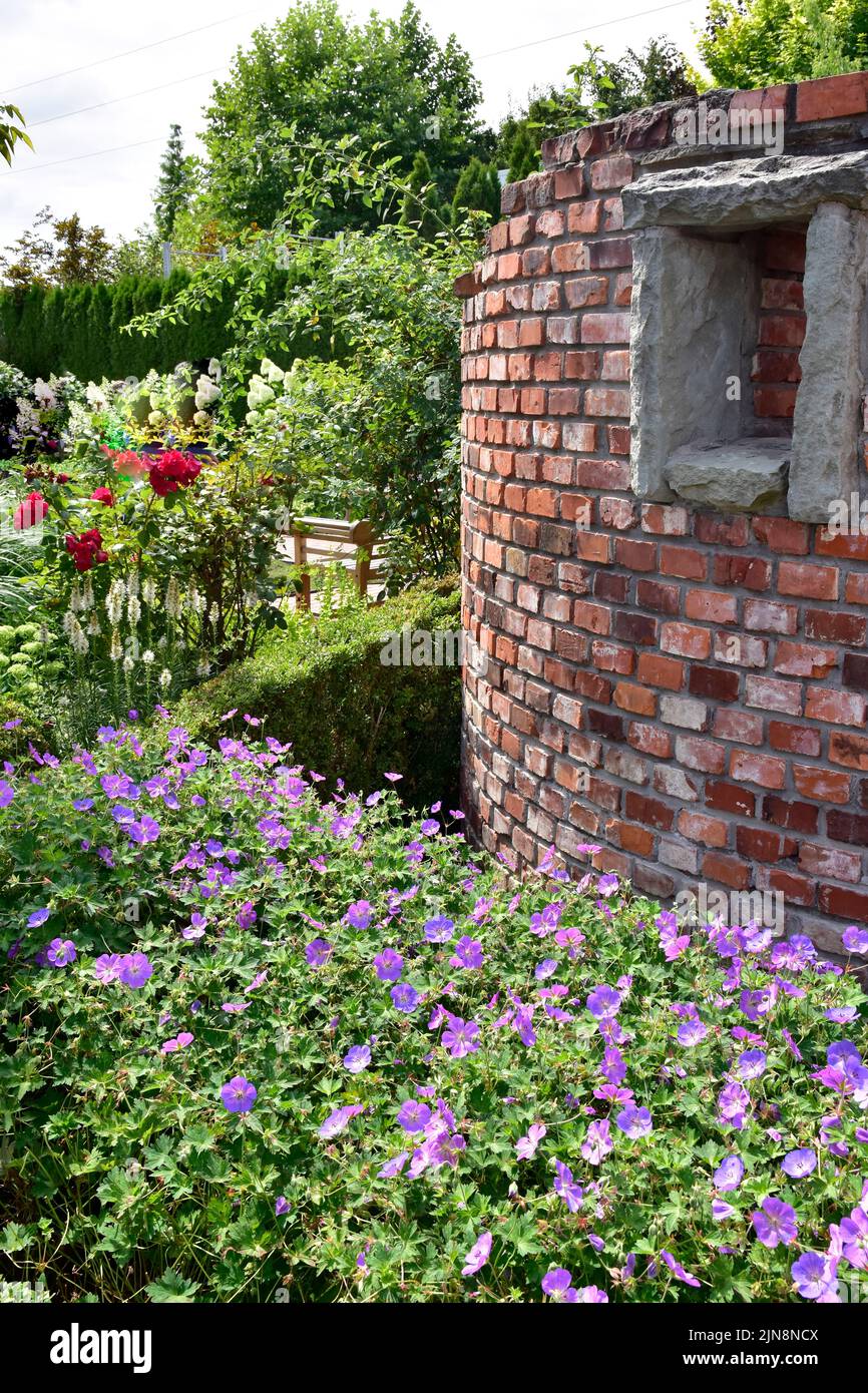 English landscape design hi-res stock photography and images - Alamy