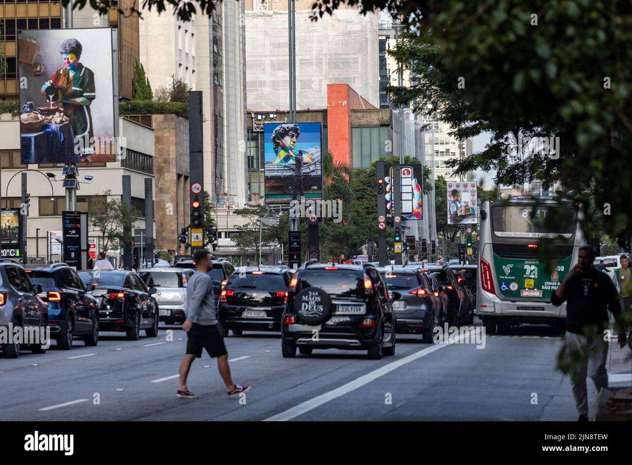 Busy city street in sao paulo hi-res stock photography and images - Alamy