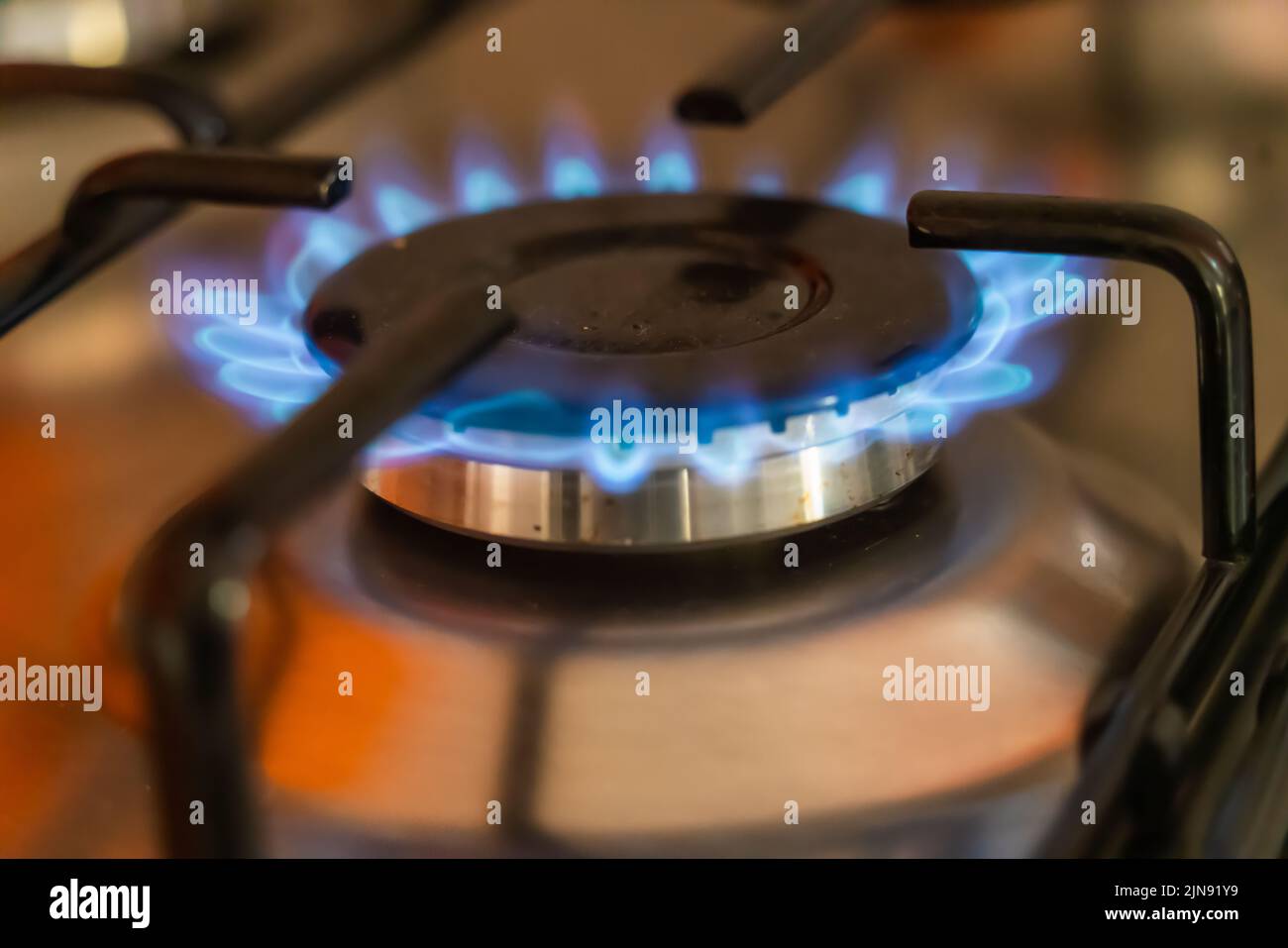 Blue flames, gas burner, CO2, cooking, gas, power, stove, fuel poverty ...