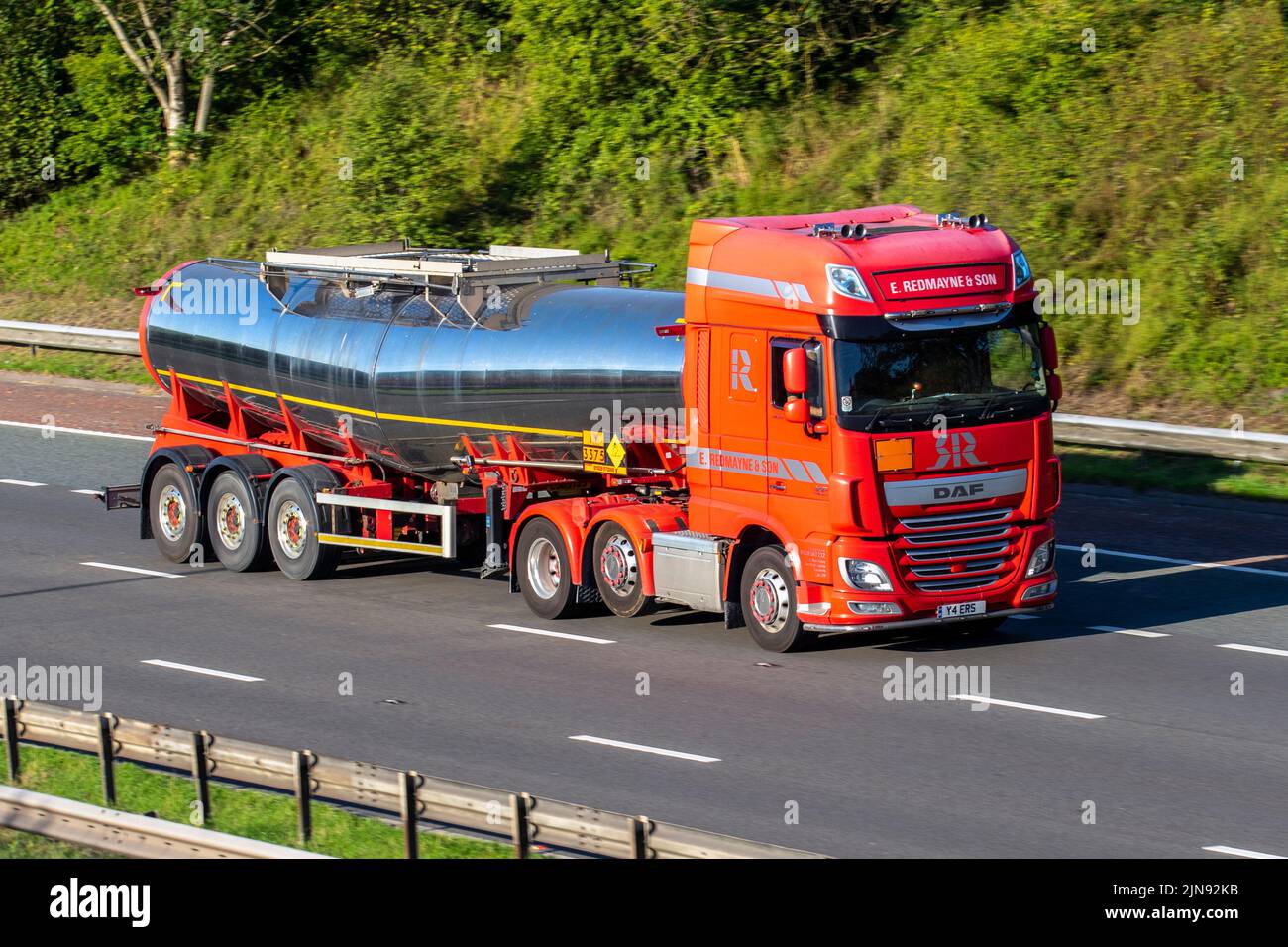 E.Redmayne & Sons Ltd, Road Haulage And Transport Services; 2015 red ...