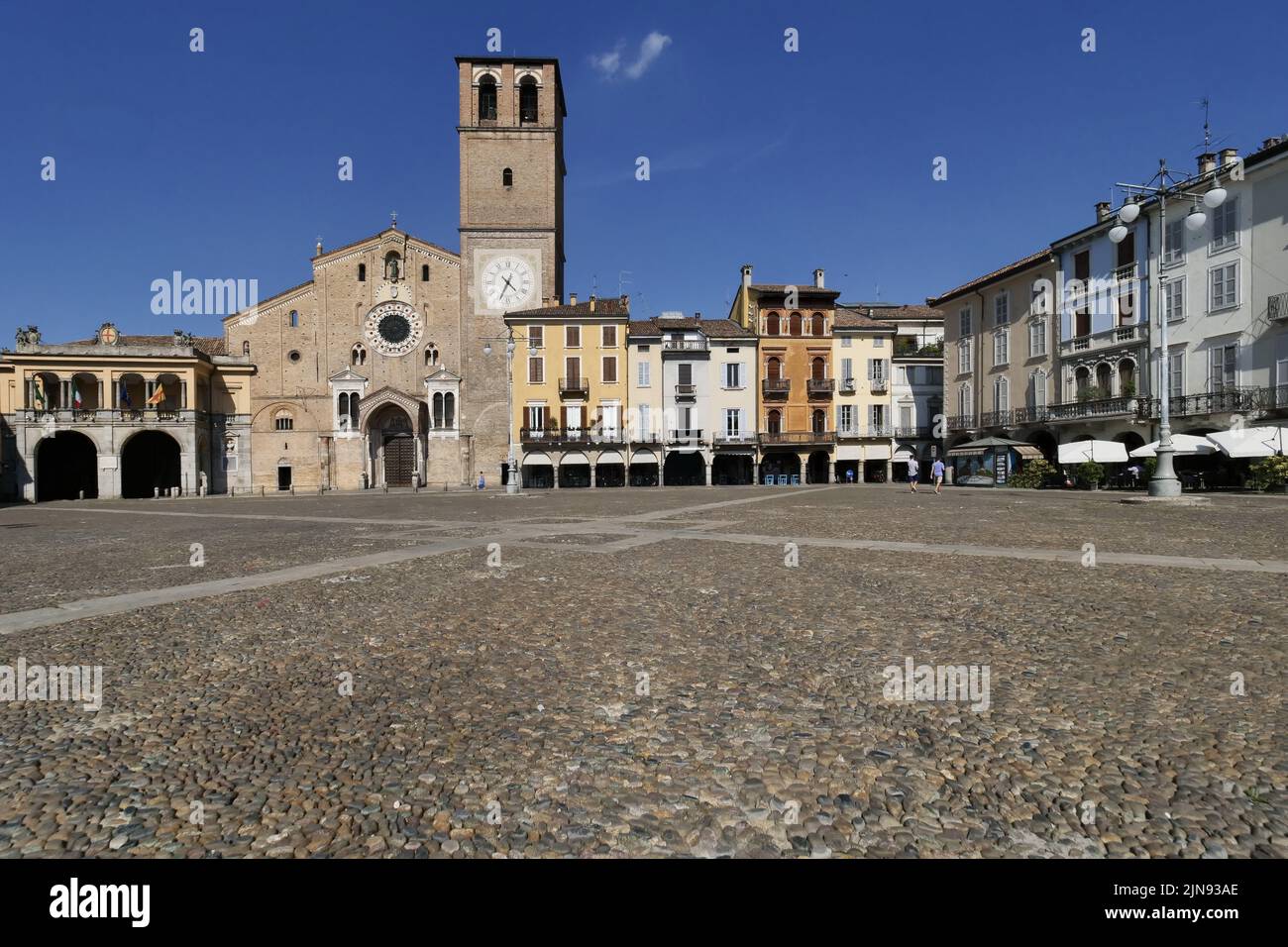 Lodi square hi-res stock photography and images - Alamy