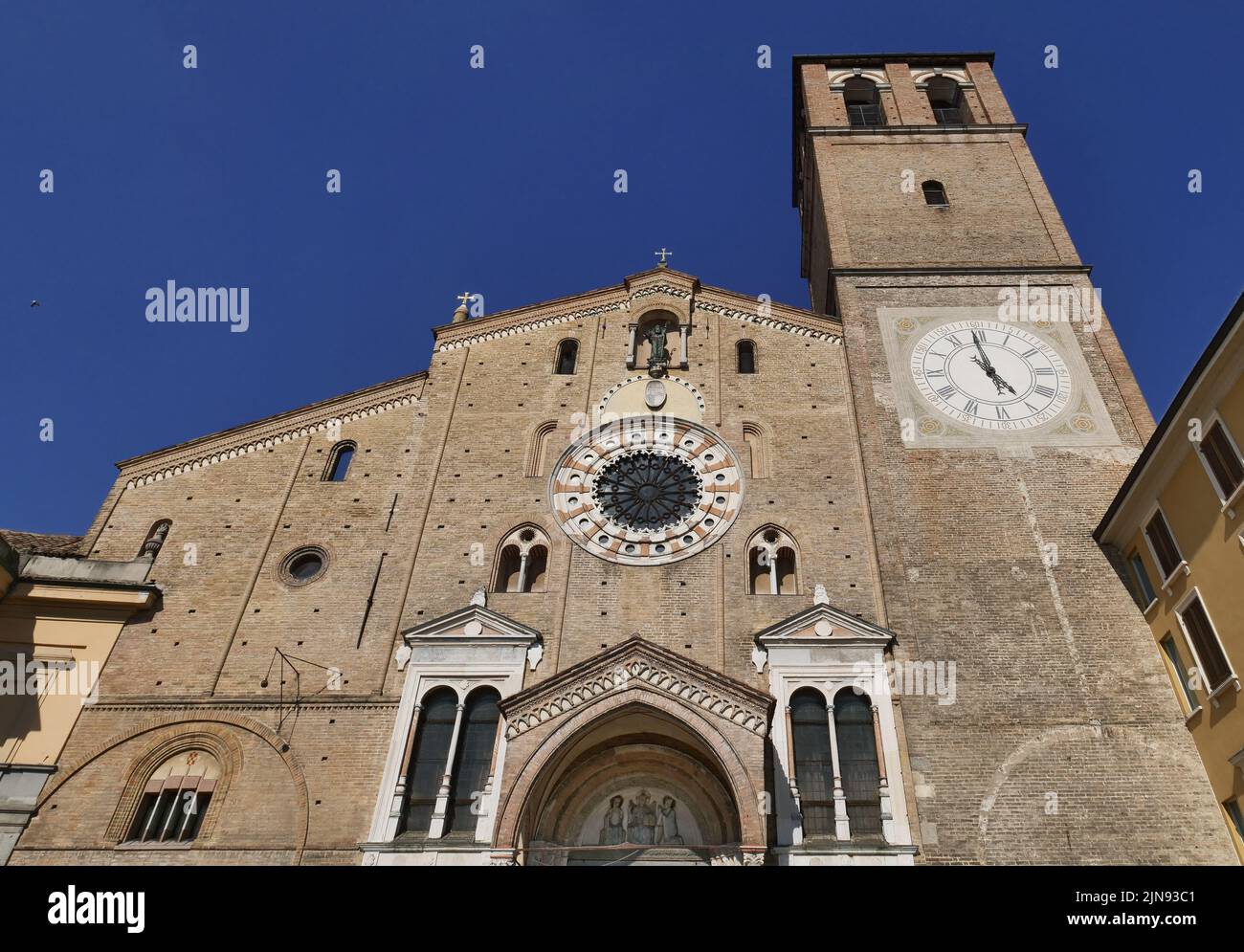 Lodi center hi-res stock photography and images - Alamy