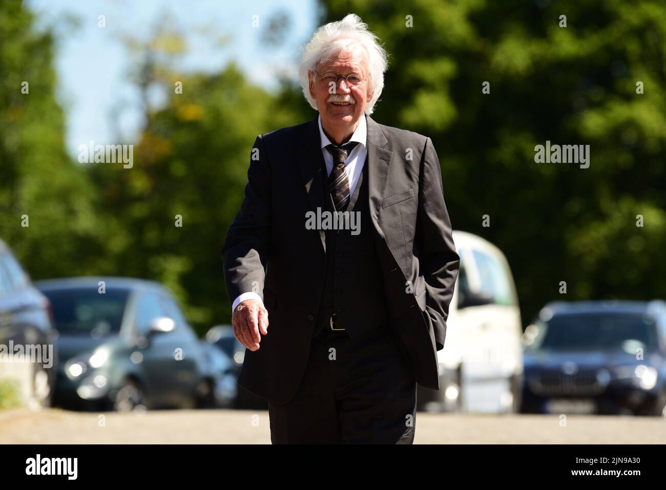 Hamburg, Germany. 10th Aug, 2022. Soccer: Hamburger SV, funeral service ...