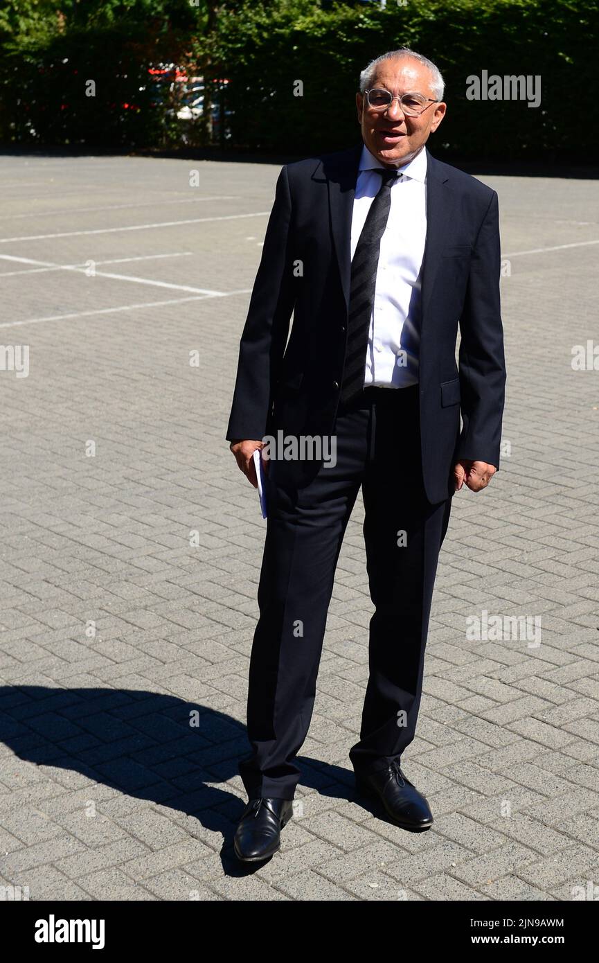 Hamburg, Germany. 10th Aug, 2022. Soccer: Hamburger SV, funeral service ...