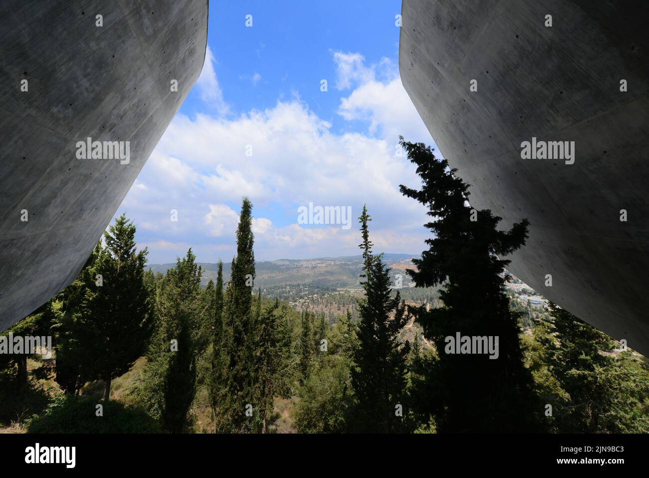 Yad Vashem Holocaust memorial in Jerusalem, Israel Stock Photo - Alamy