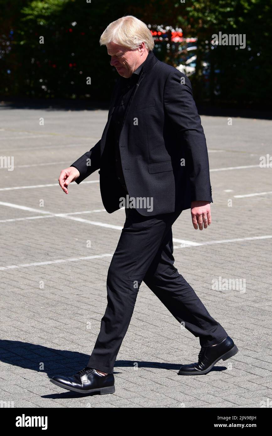 Hamburg, Germany. 10th Aug, 2022. Soccer: Hamburger SV, funeral service ...
