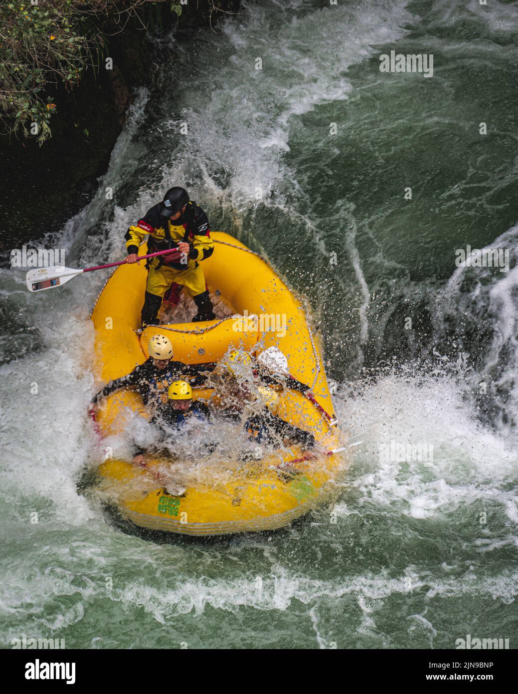 Waterfalls rafters hi-res stock photography and images - Alamy