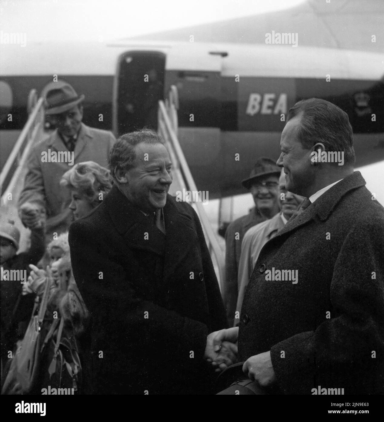 Original-Bildunterschrift: Hugh Todd Naylor Gaitskell, britischer ...