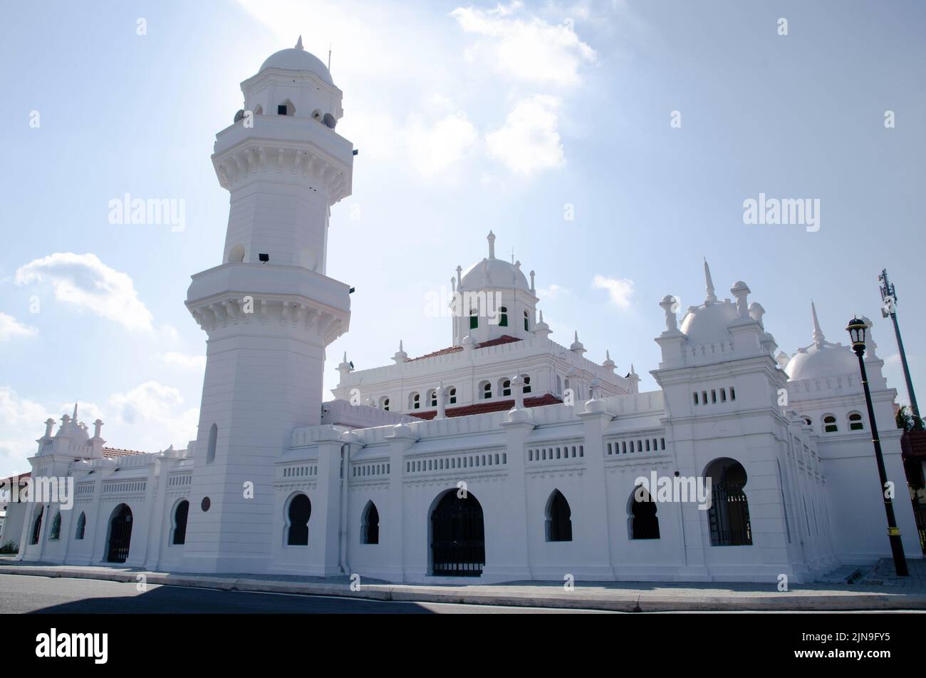 The Sultan Alaeddin Royal Mosque on a sunny day Stock Photo - Alamy