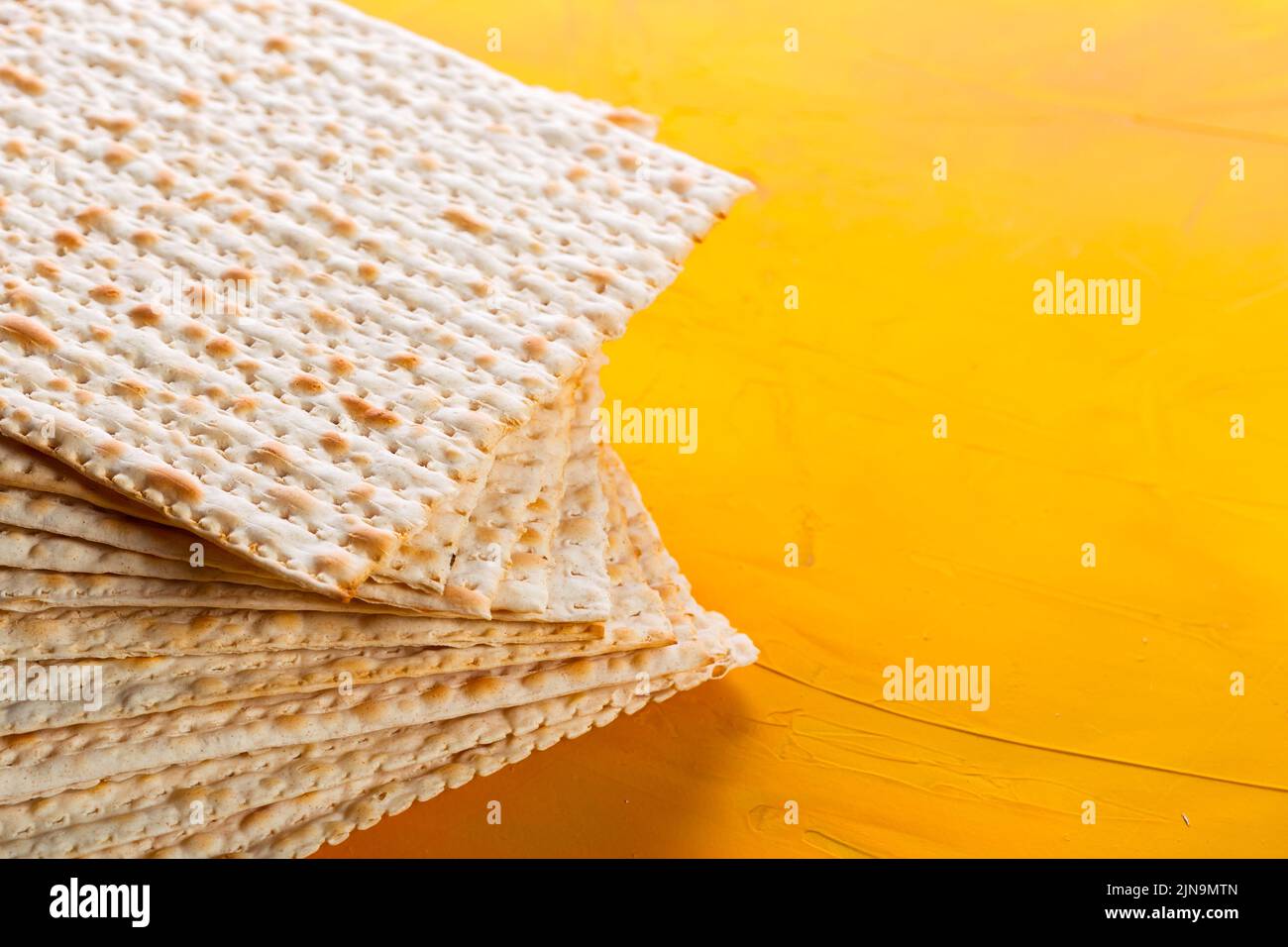 Jewish traditional Passover matzo bread Stock Photo - Alamy
