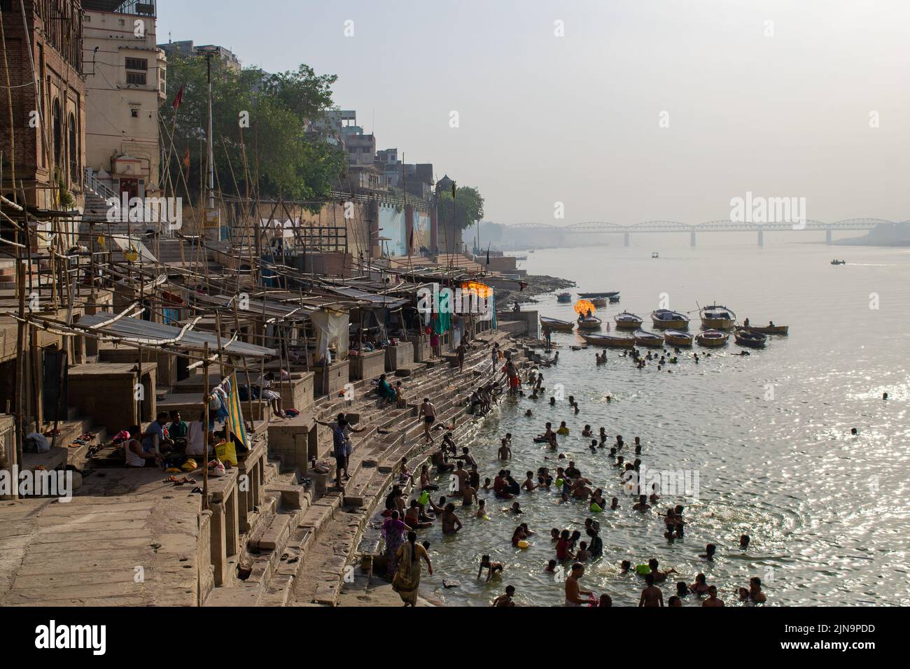 Banks of ganga river hi-res stock photography and images - Alamy