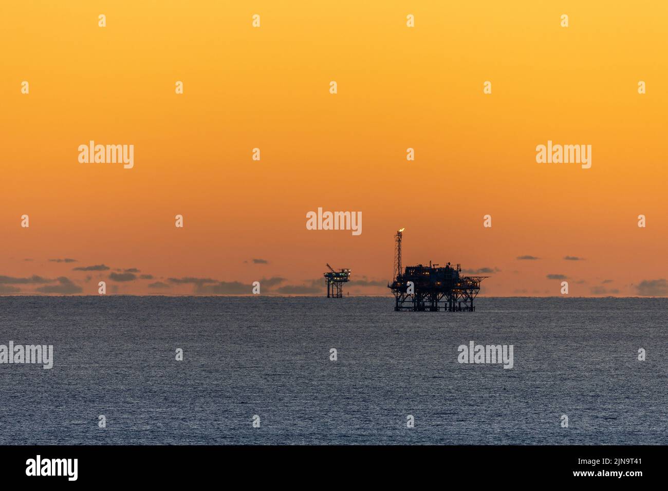 Offshore oil platform gulf of mexico hi-res stock photography and ...