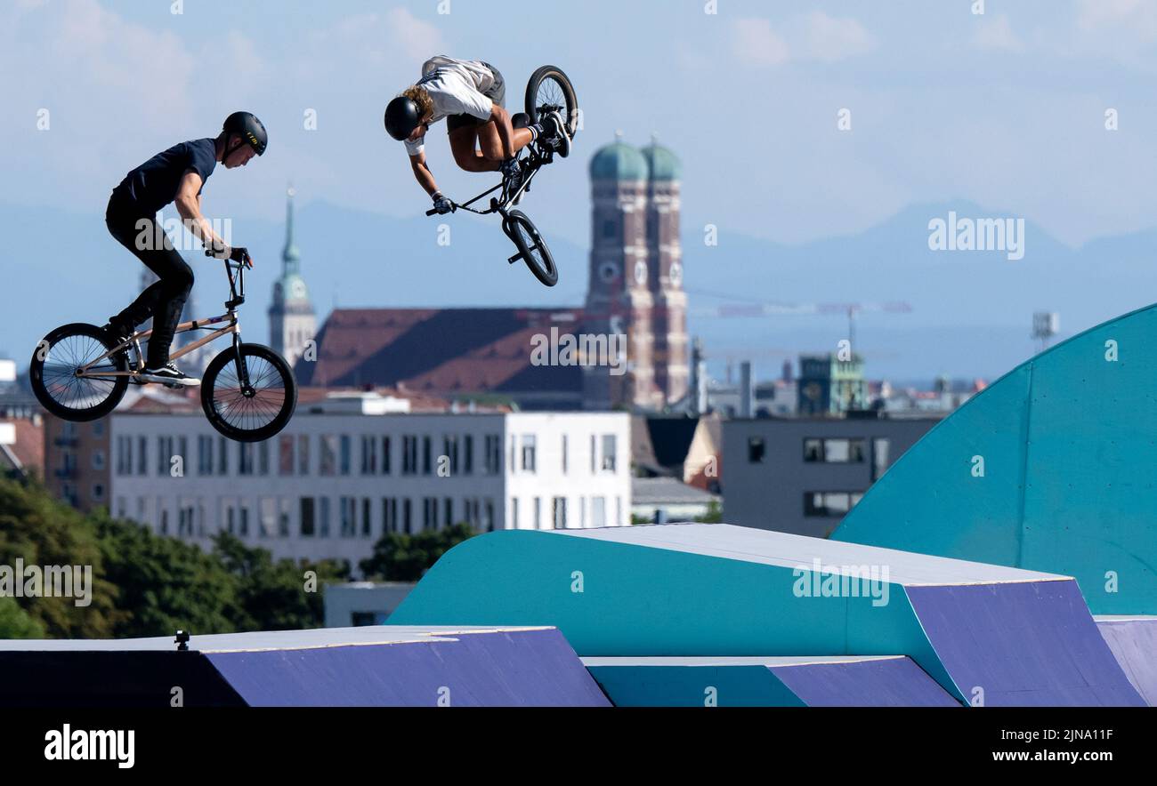 Munich, Germany. 10th Aug, 2022. BMX riders train before the start of ...